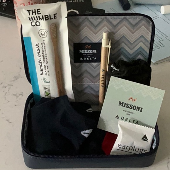 Delta | Accessories | New Delta One Amenity Kit By Missoni | Poshmark